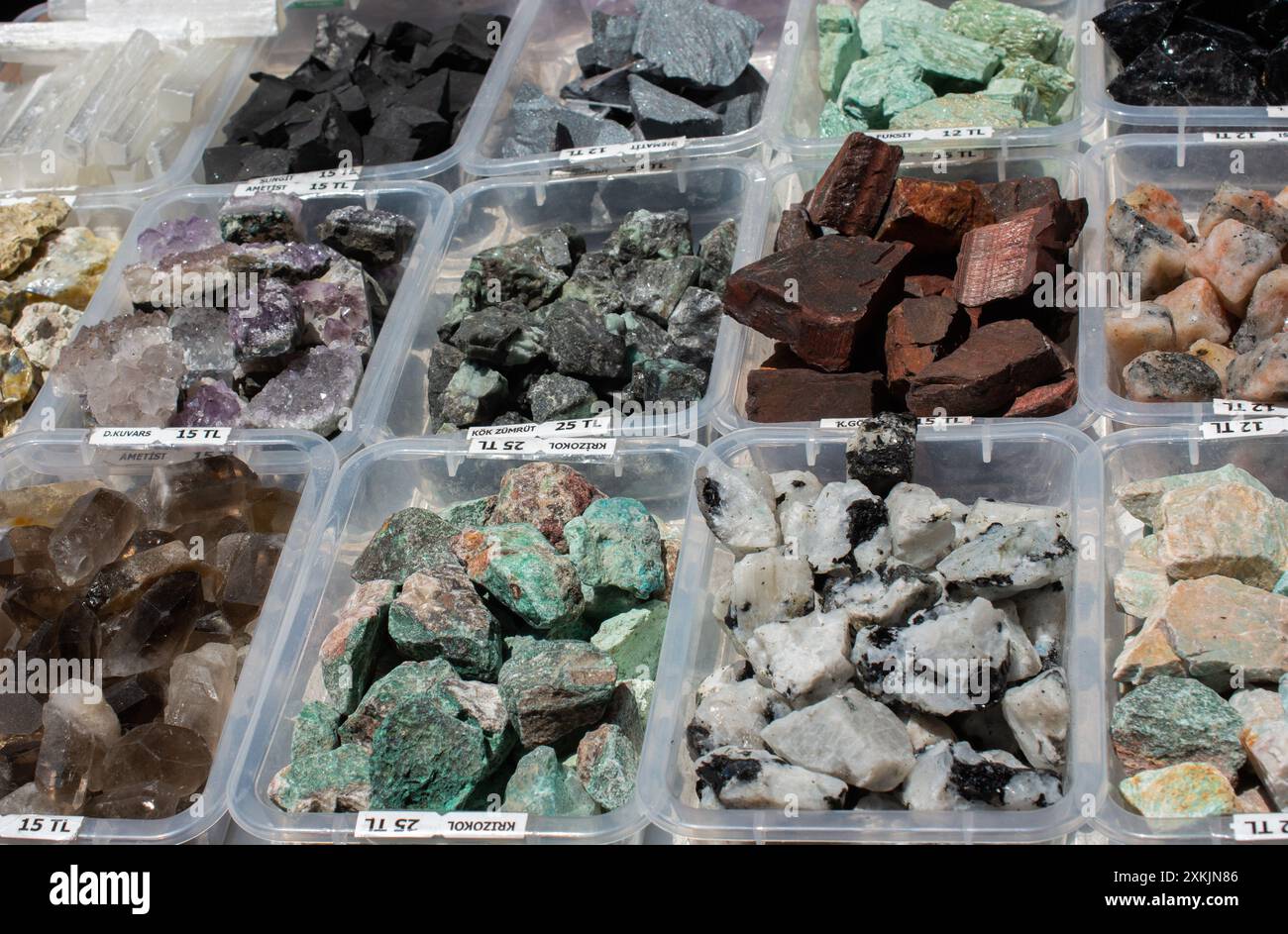 Various types rock stones hi-res stock photography and images - Alamy