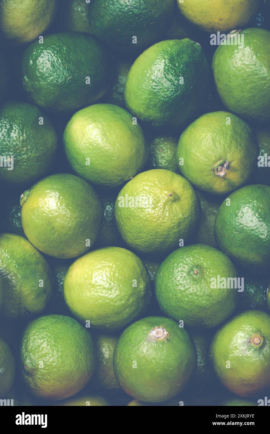 Background Texture Of LImes At A Market Stall Stock Photo - Alamy