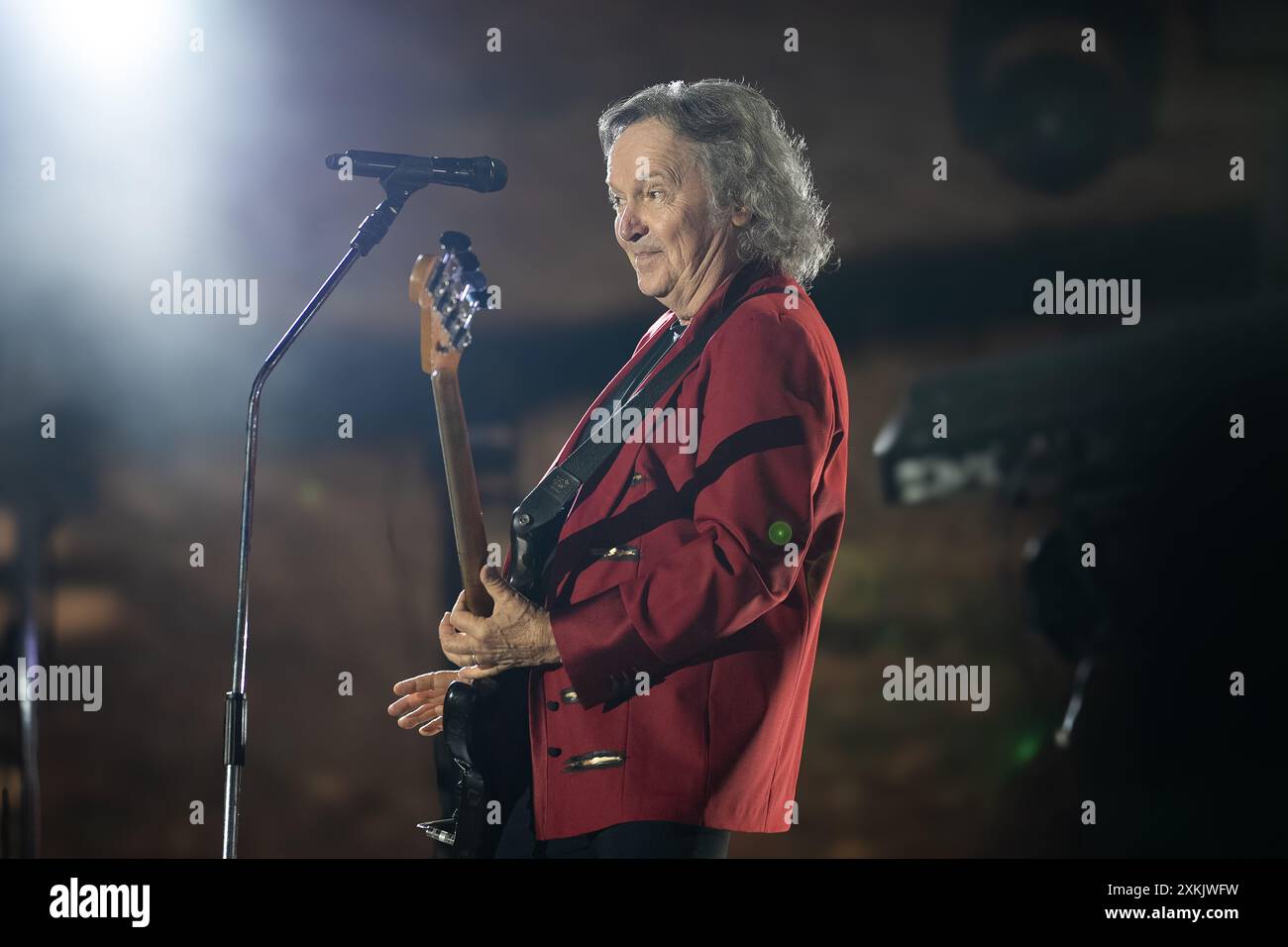 Pompei, Italy. I Pooh, alias Dodi Battaglia, Red Canzian, Roby ...