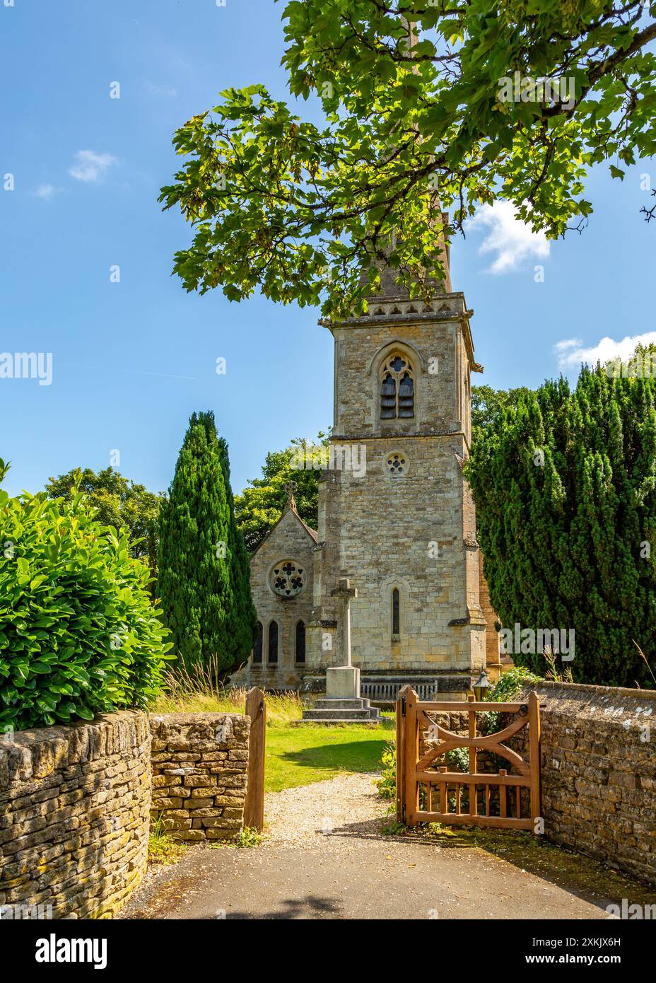 St. Mary's Church, Lower Slaughter Cotswold Village Stock Photo - Alamy