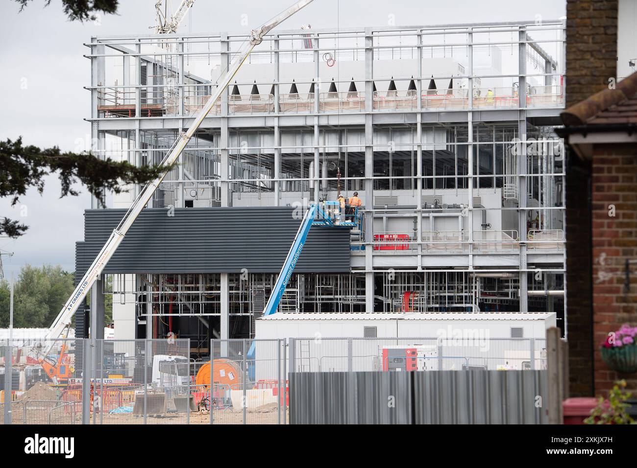 Slough, Berkshire, UK. 23rd July, 2024. Construction work is continuing ...