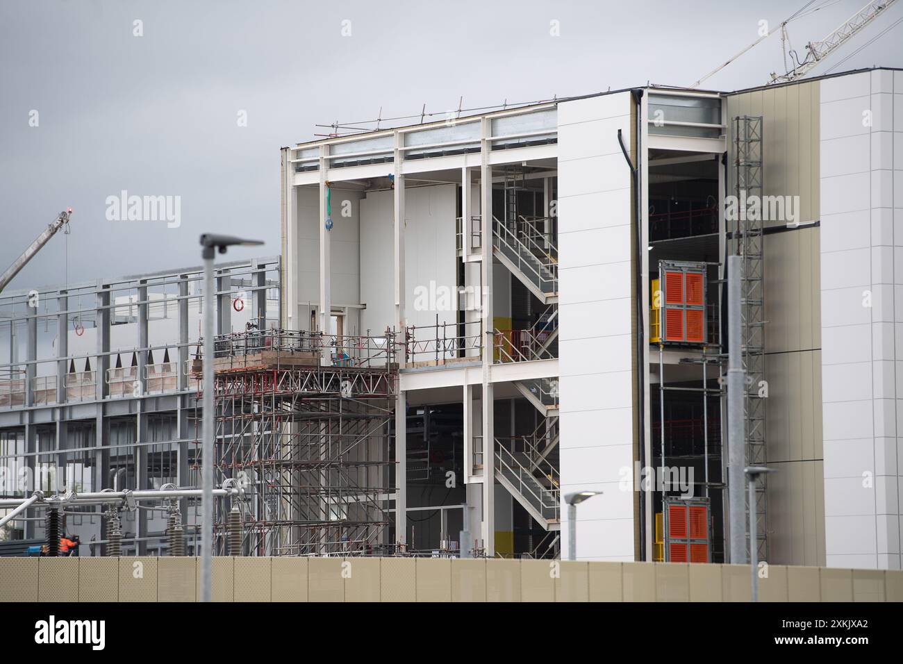 Slough, Berkshire, UK. 23rd July, 2024. Construction work is continuing ...