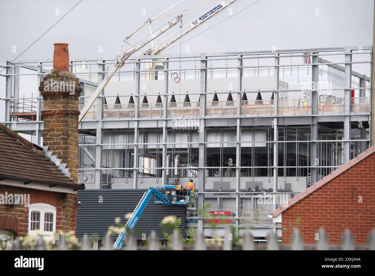 Slough, Berkshire, UK. 23rd July, 2024. Construction work is continuing ...