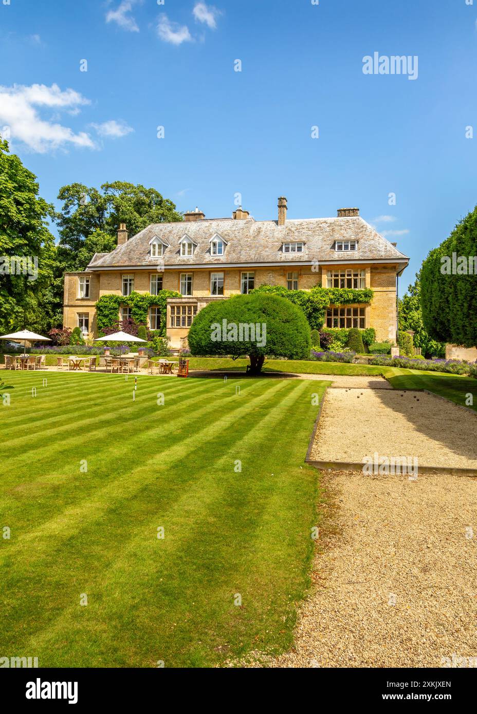 Upper slaughter manor hi-res stock photography and images - Alamy