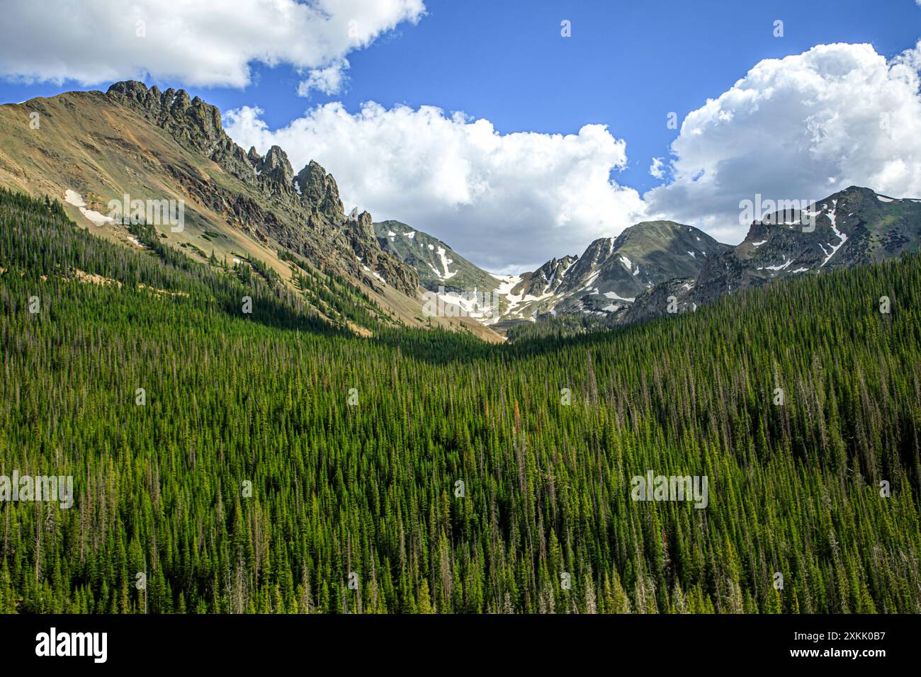 Panorama rocky mountains colorado summer hi-res stock photography and ...