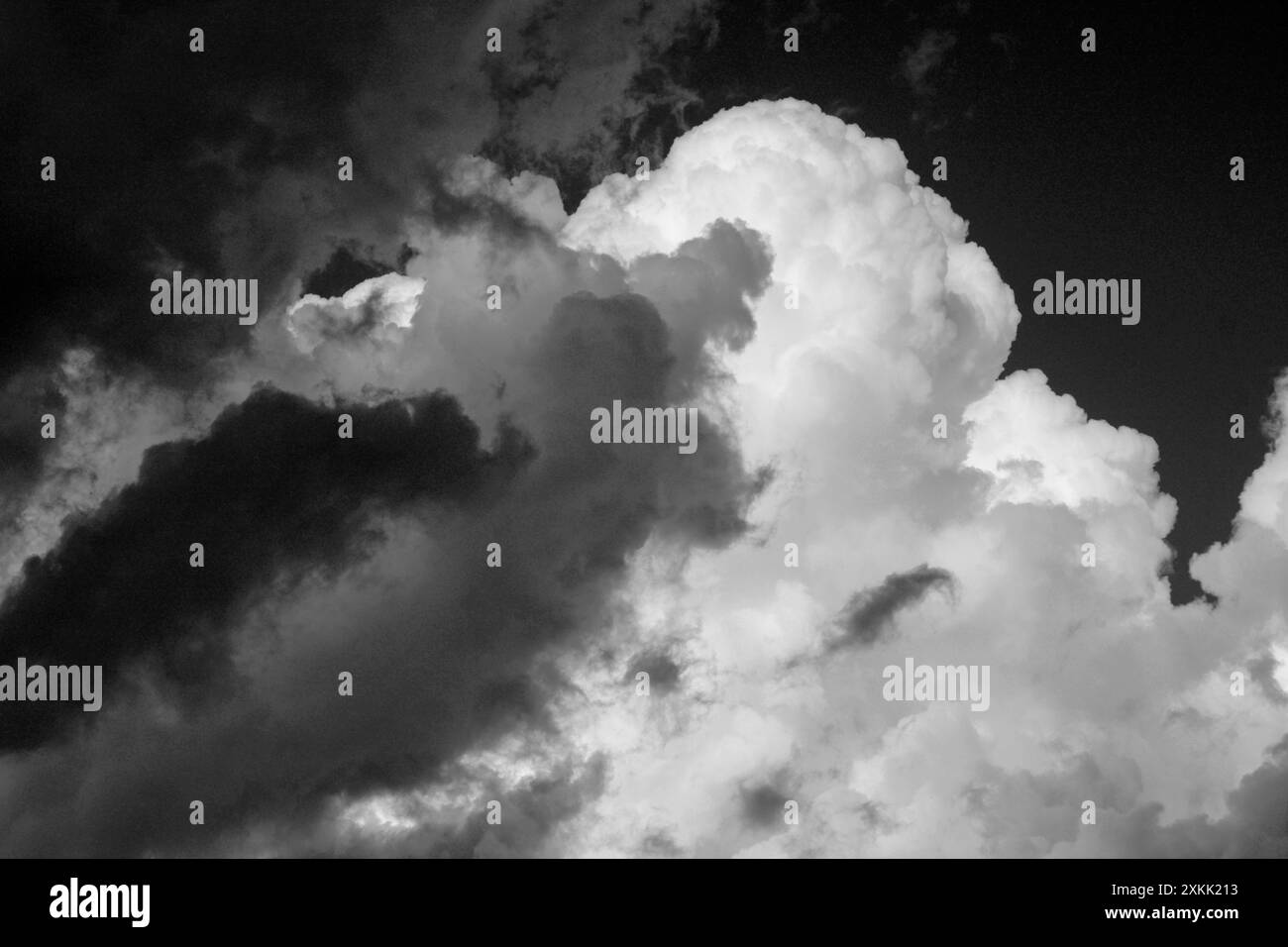 Cumulus clouds form in the sky high over North Carolina Stock Photo - Alamy