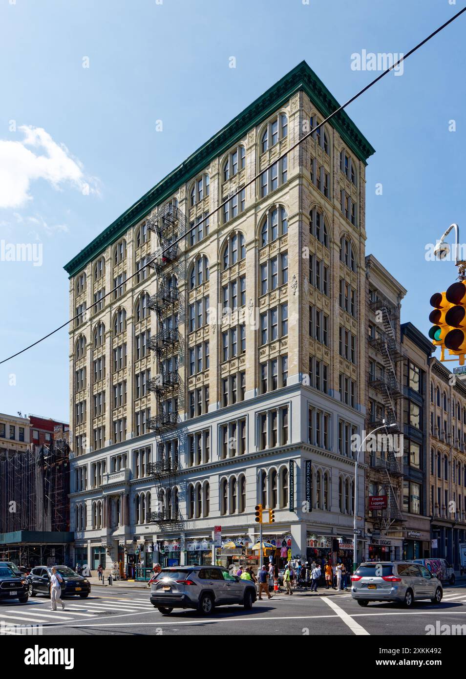 NYC Chinatown: 276 Canal Street, aka 416 Broadway, is a landmark ...