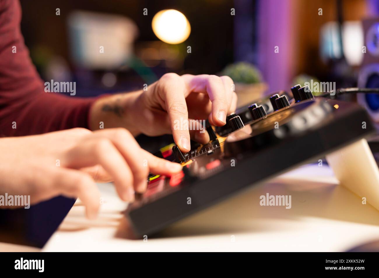 Pre amp knobs hi-res stock photography and images - Alamy