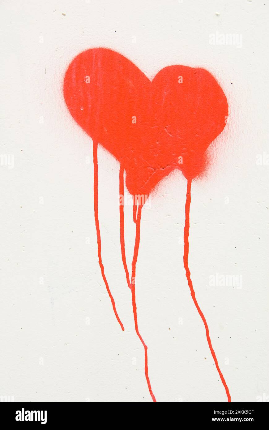 graffiti of a bleeding heart - Germany Stock Photo - Alamy