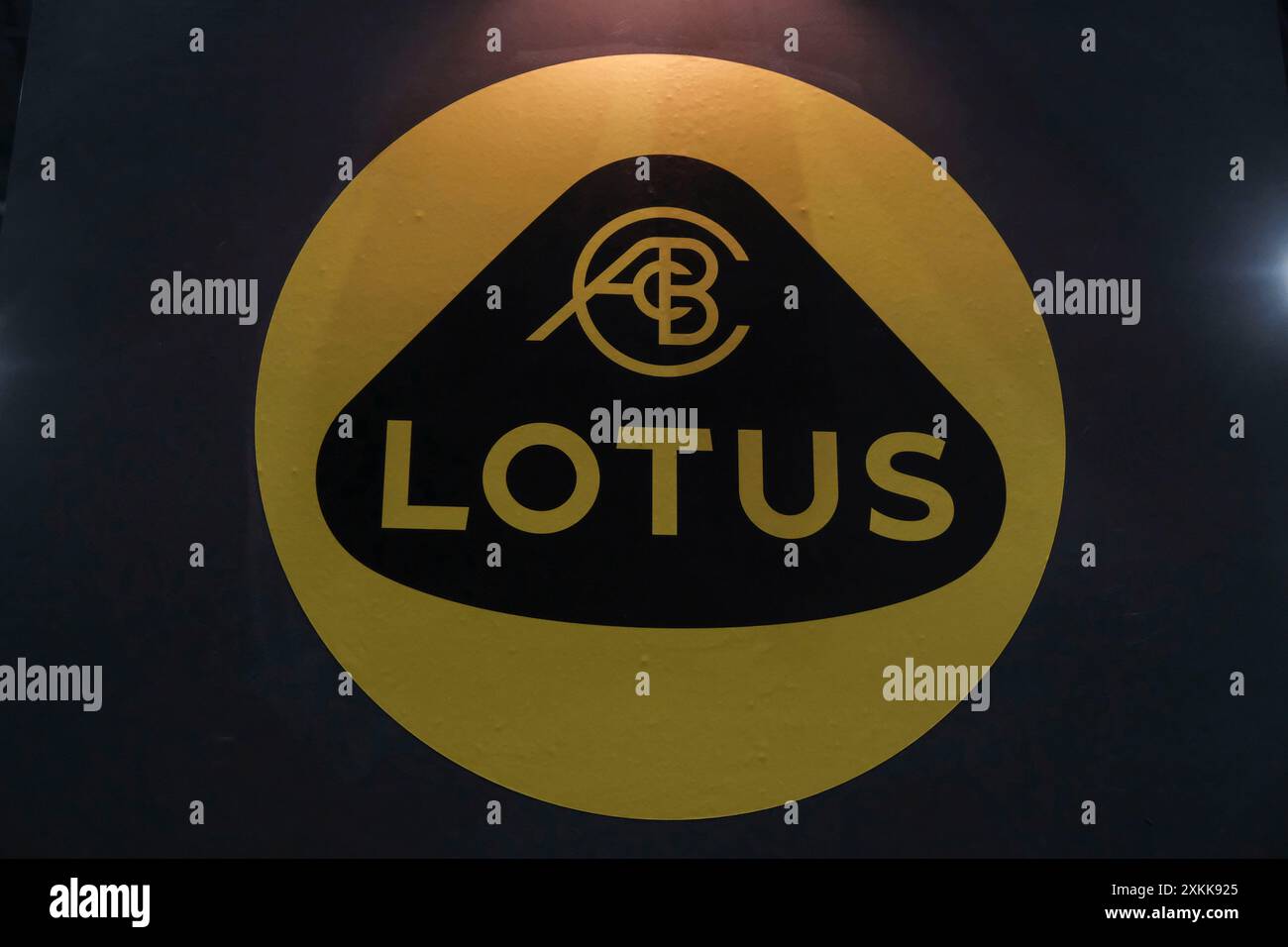 Evx logo hi-res stock photography and images - Alamy