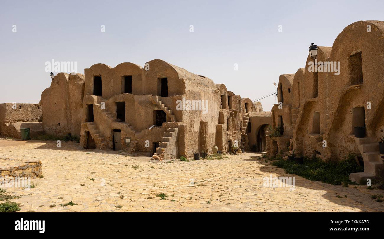 Berber Fortified granary Ksar of Medenine in Tunisia Stock Photo - Alamy