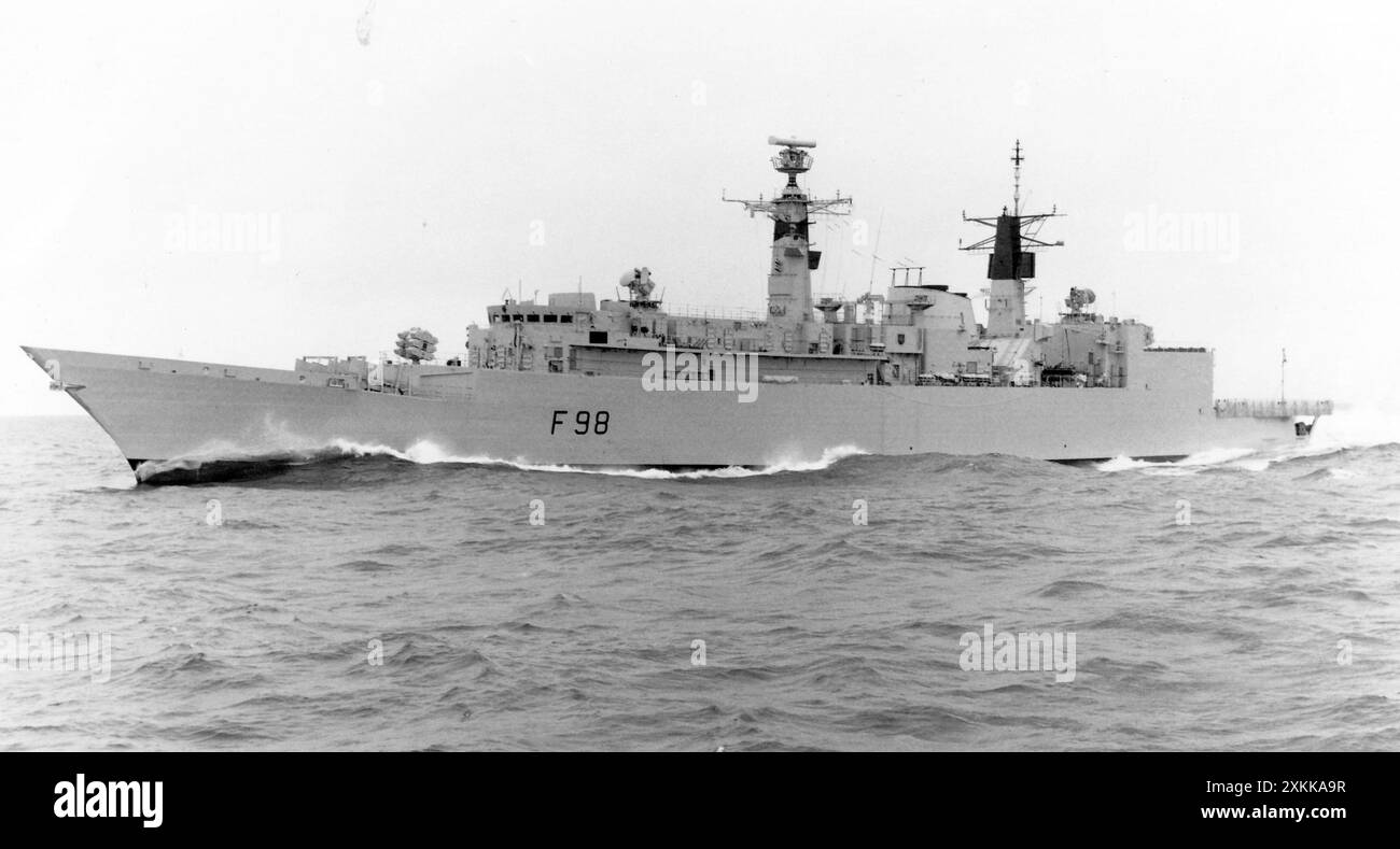 HMS COVENTRY, 1988. PIC MIKE WALKER 1988 Stock Photo - Alamy