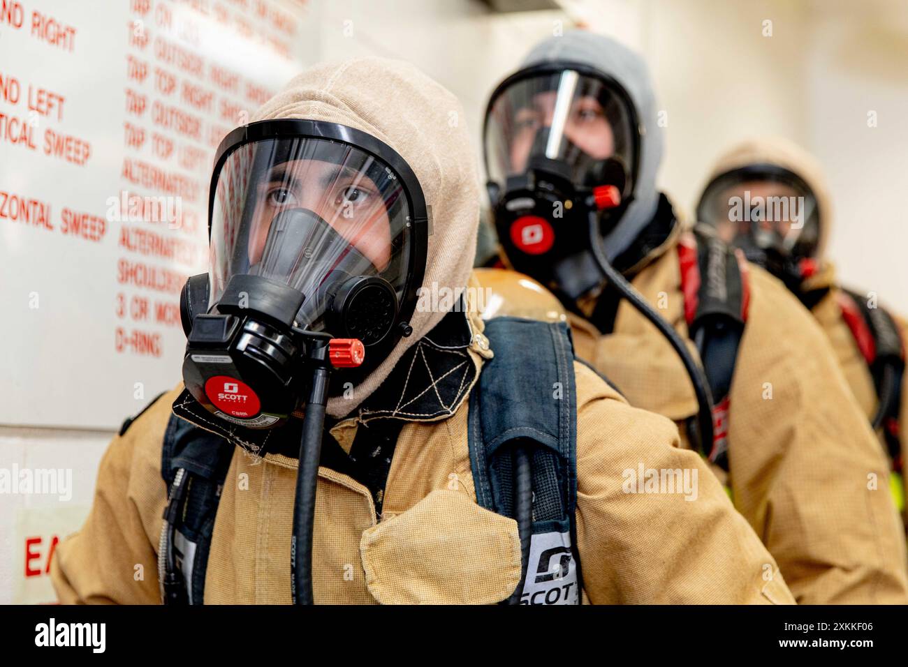 Electricians mate nuclear hi-res stock photography and images - Alamy