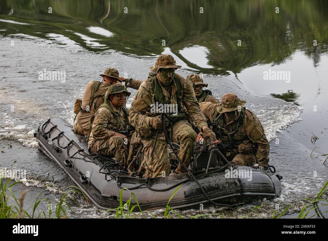 Soldiers assigned to Troop C, 1st Squadron, 113th Cavalry Regiment, 2nd ...