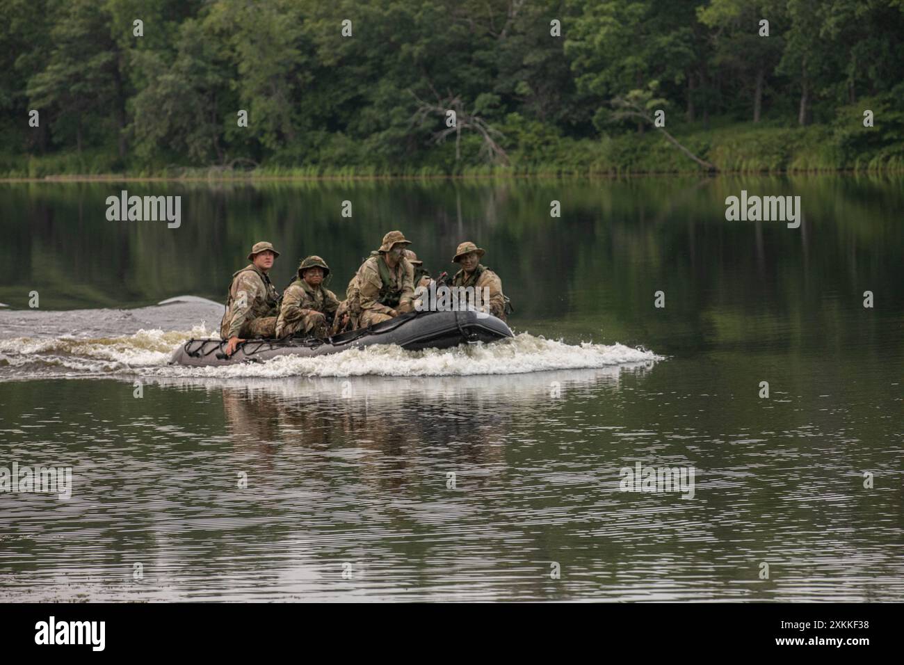 Iowa Army National Guard Soldiers assigned to Troop C, 1st Squadron ...
