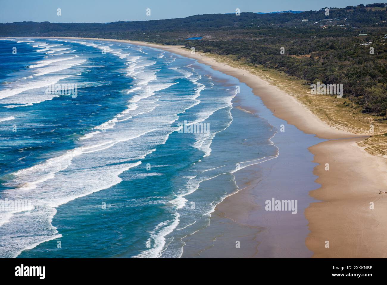 Powerful waves roll towards the shore at Tallow Beach, Byron Bay, New ...