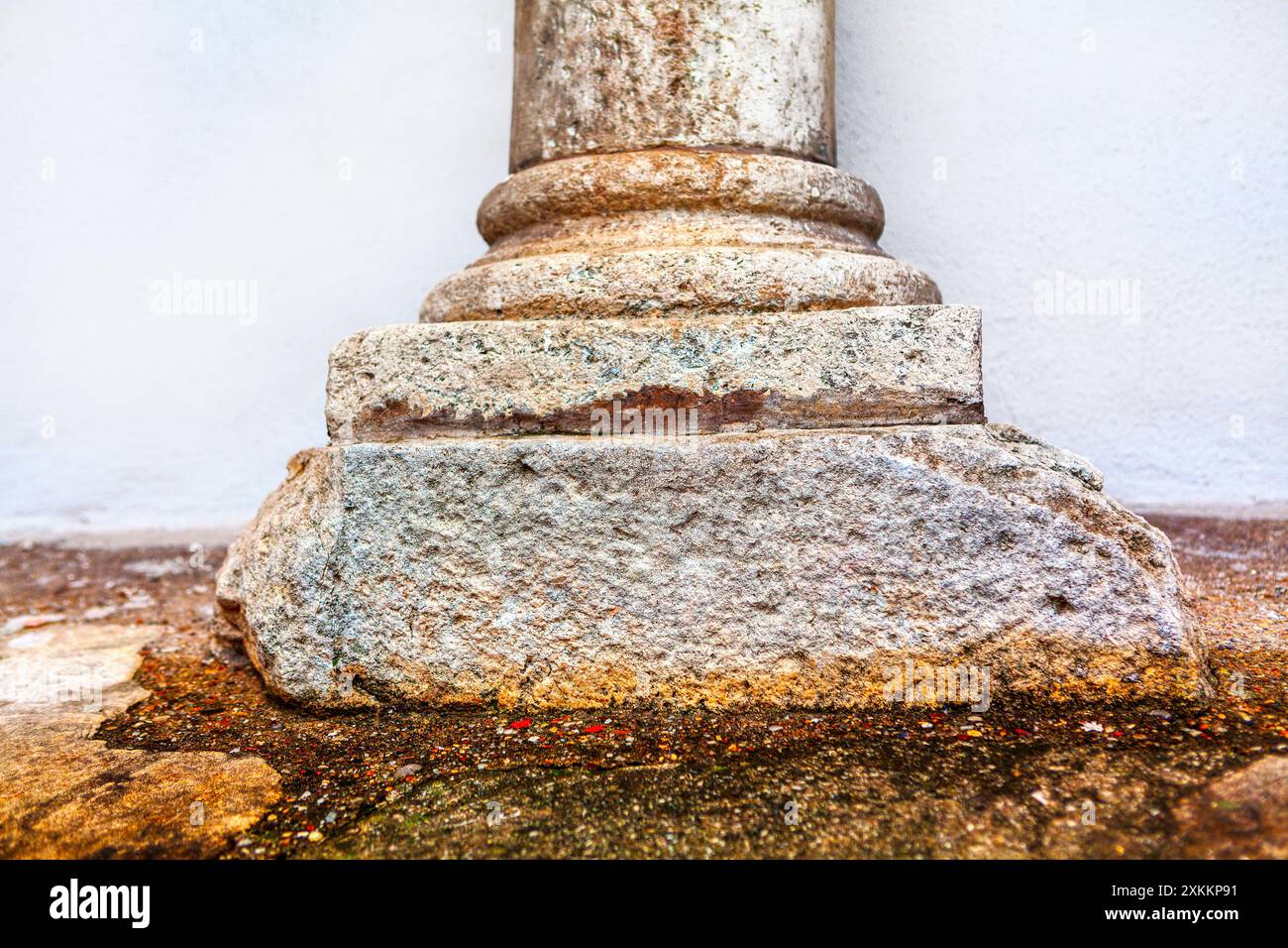 Old stone column with a cracks. Stone pillar ancient landmark Stock ...