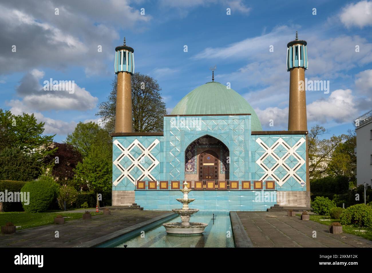 18.04.2024, Germany, Hamburg, Hamburg - The Blue Mosque, tourist ...
