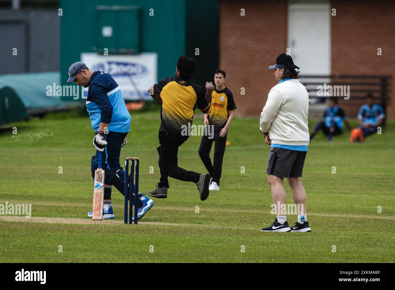 Deliver ball hi-res stock photography and images - Alamy