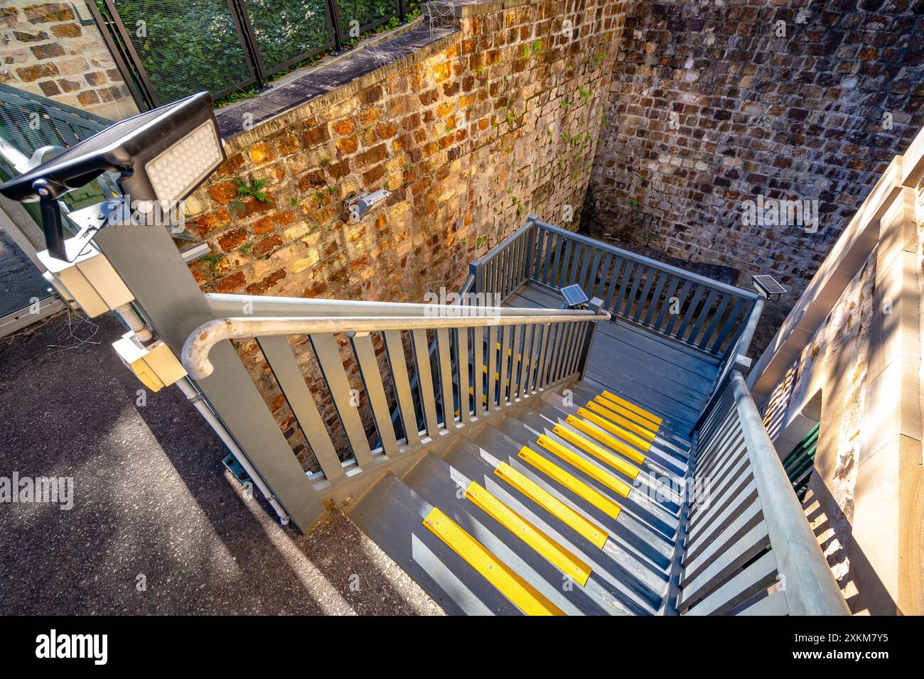 Stairs leading down structure hi-res stock photography and images - Alamy