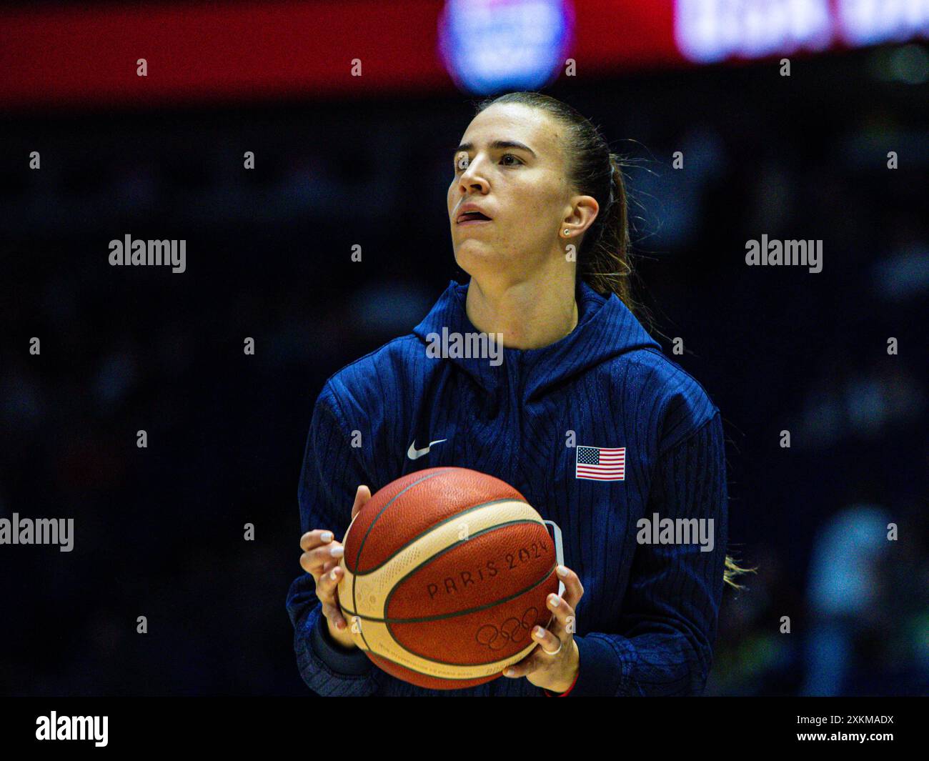 Sabrina ionescu team usa hi-res stock photography and images - Alamy