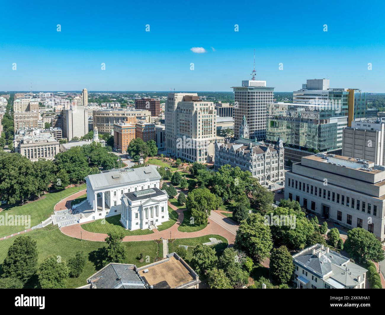 Historic mansion overlook hi-res stock photography and images - Alamy