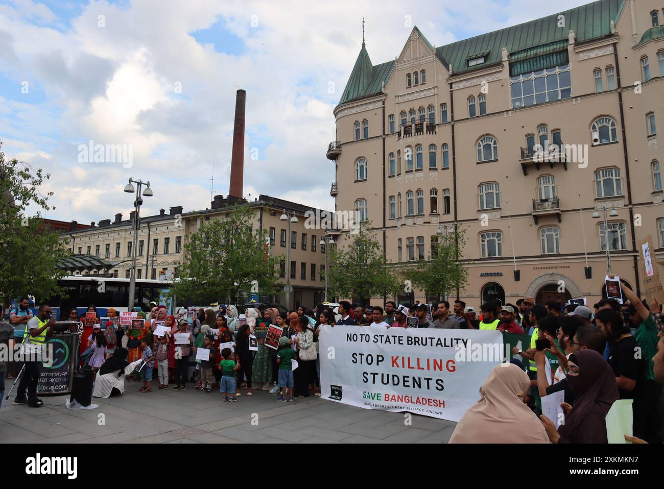 Banglandeshi Community in city square peacefully protesting police ...