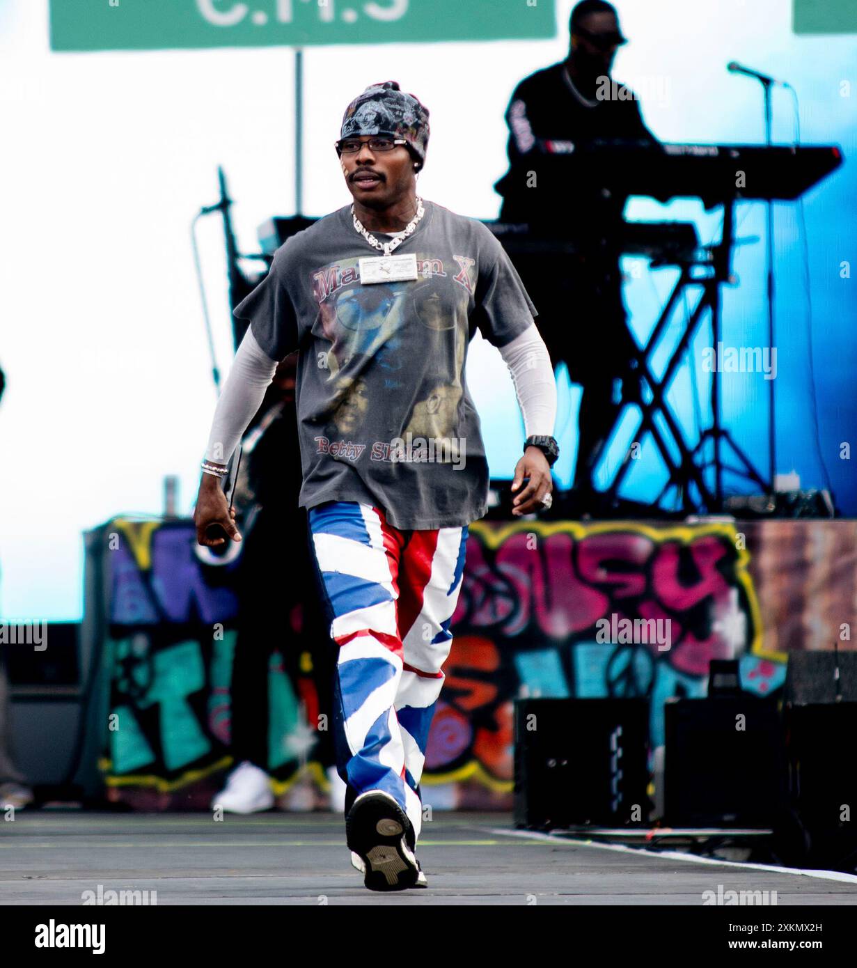 Asake preforming at the Wireless festival Finsbury Park London Stock ...