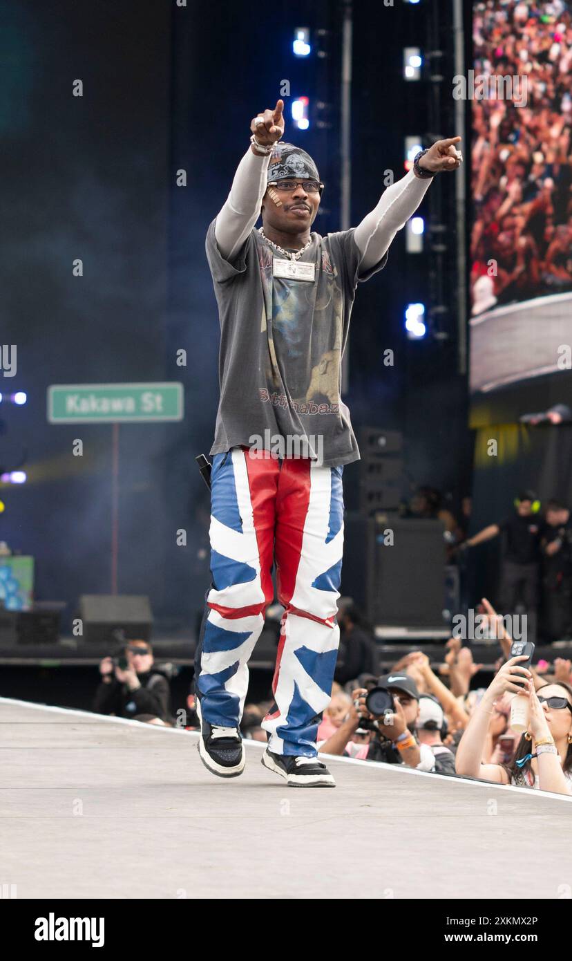Asake preforming at the Wireless festival Finsbury Park London Stock ...