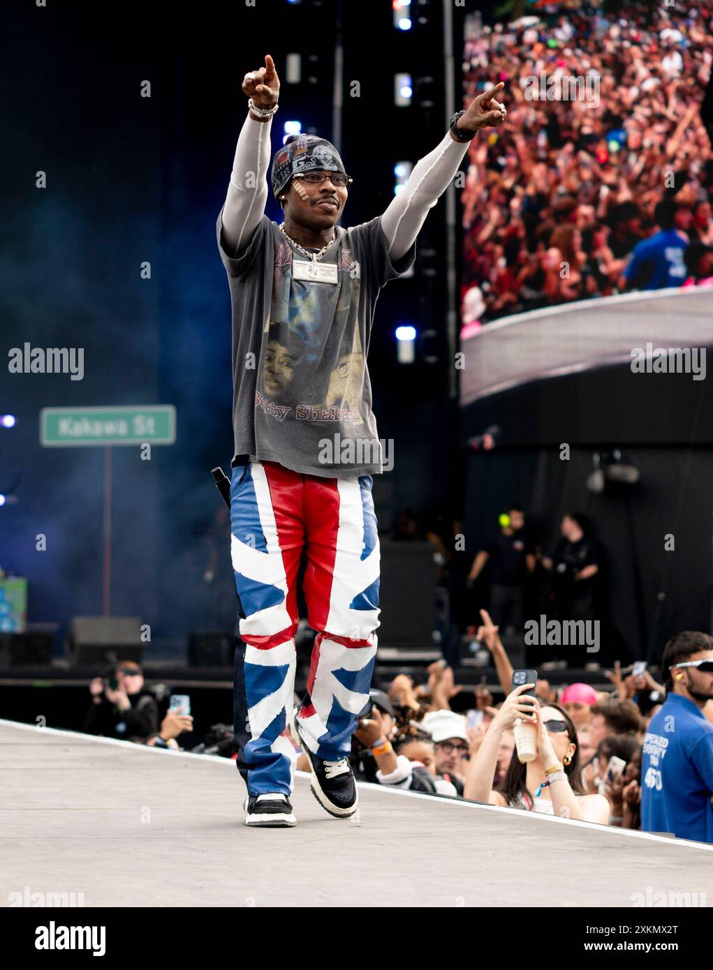 Asake preforming at the Wireless festival Finsbury Park London Stock ...