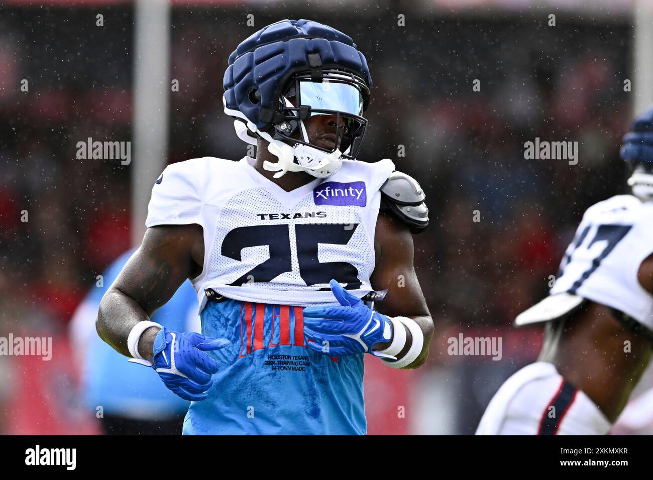 Houston Texans cornerback Desmond King II participates in a drill ...
