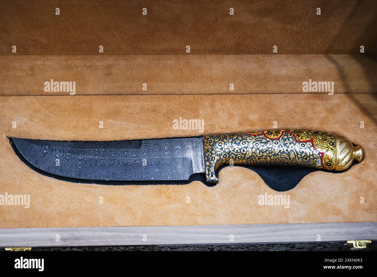 traditional oriental Uzbek chust knife made of Damascus steel in a ...