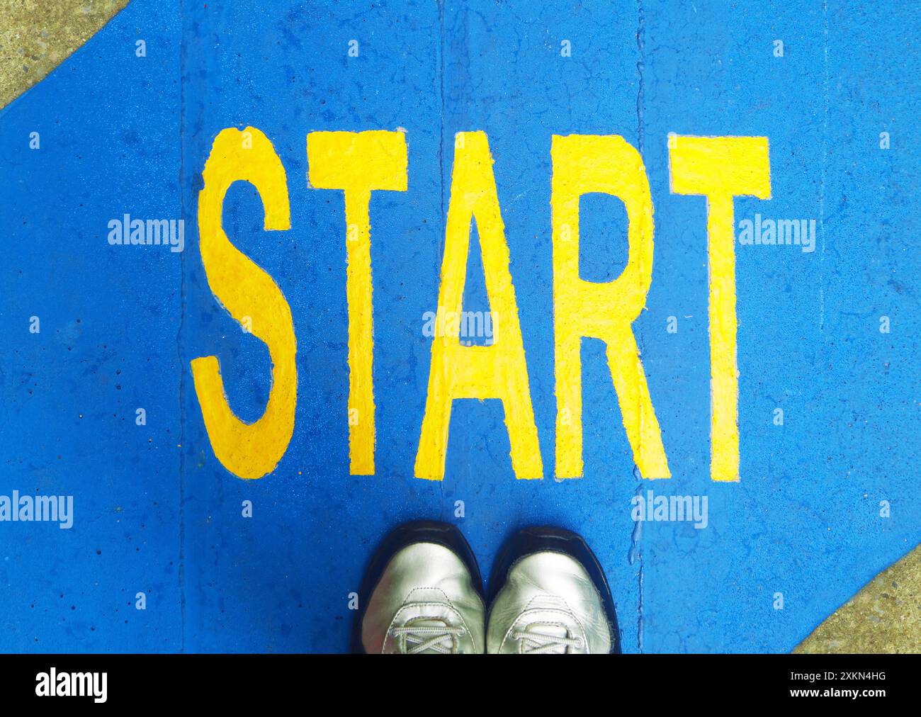 Jogging track sign hi-res stock photography and images - Alamy
