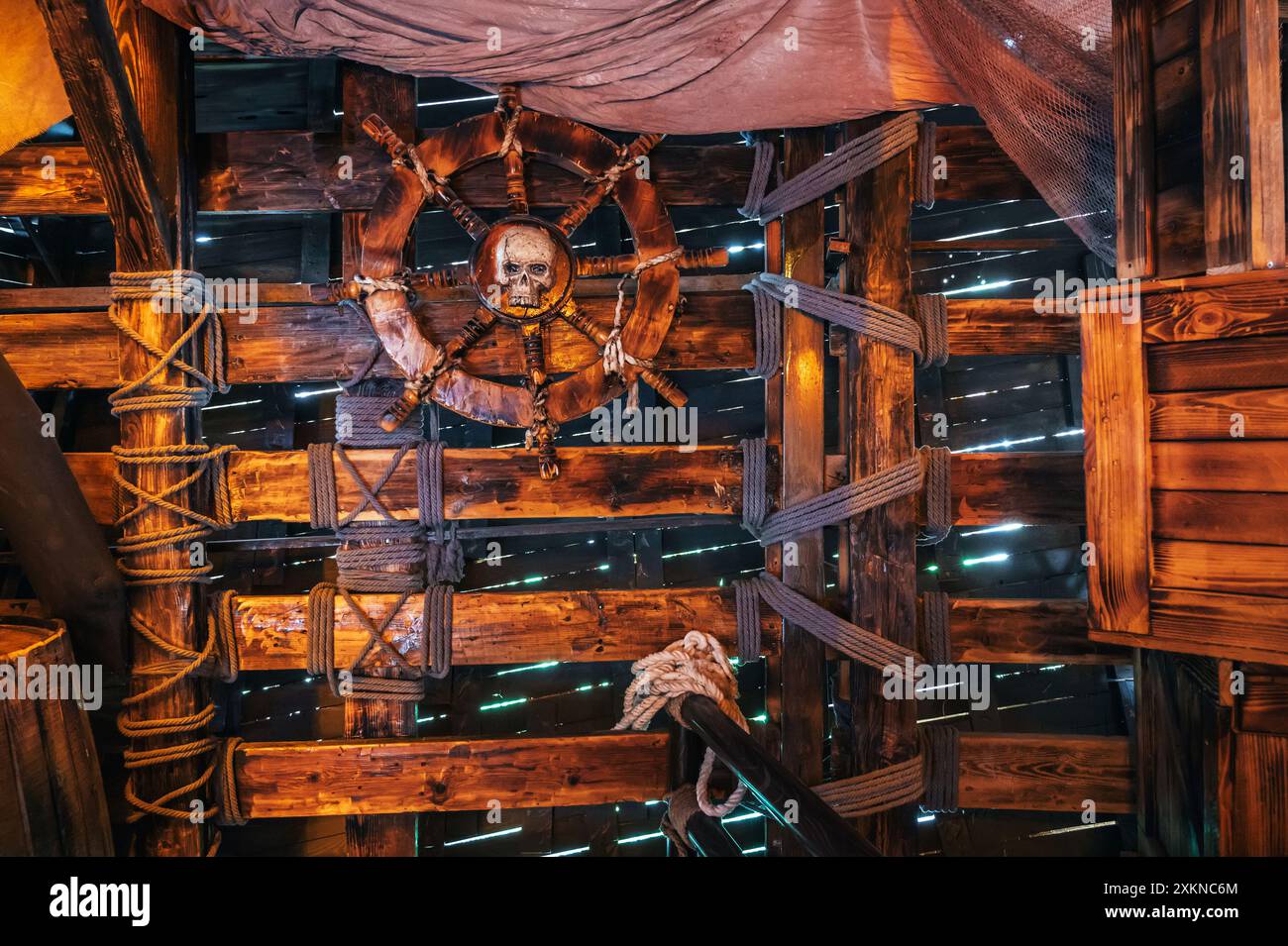 Medieval pirate ship hi-res stock photography and images - Alamy