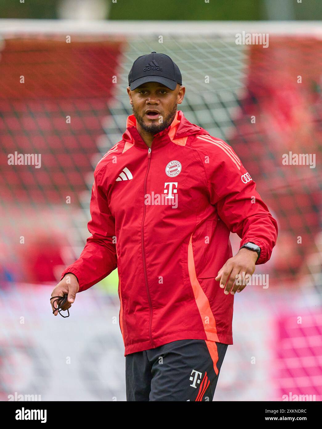 Trainer Vincent Kompany (FCB), team manager, headcoach, coach, at the ...