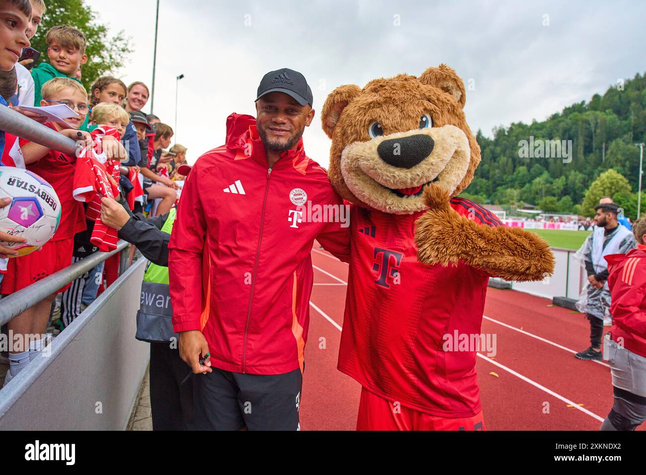 Philippe Bozon, FRA head coach, FCB mascot Bernie , Maskottchen, with ...