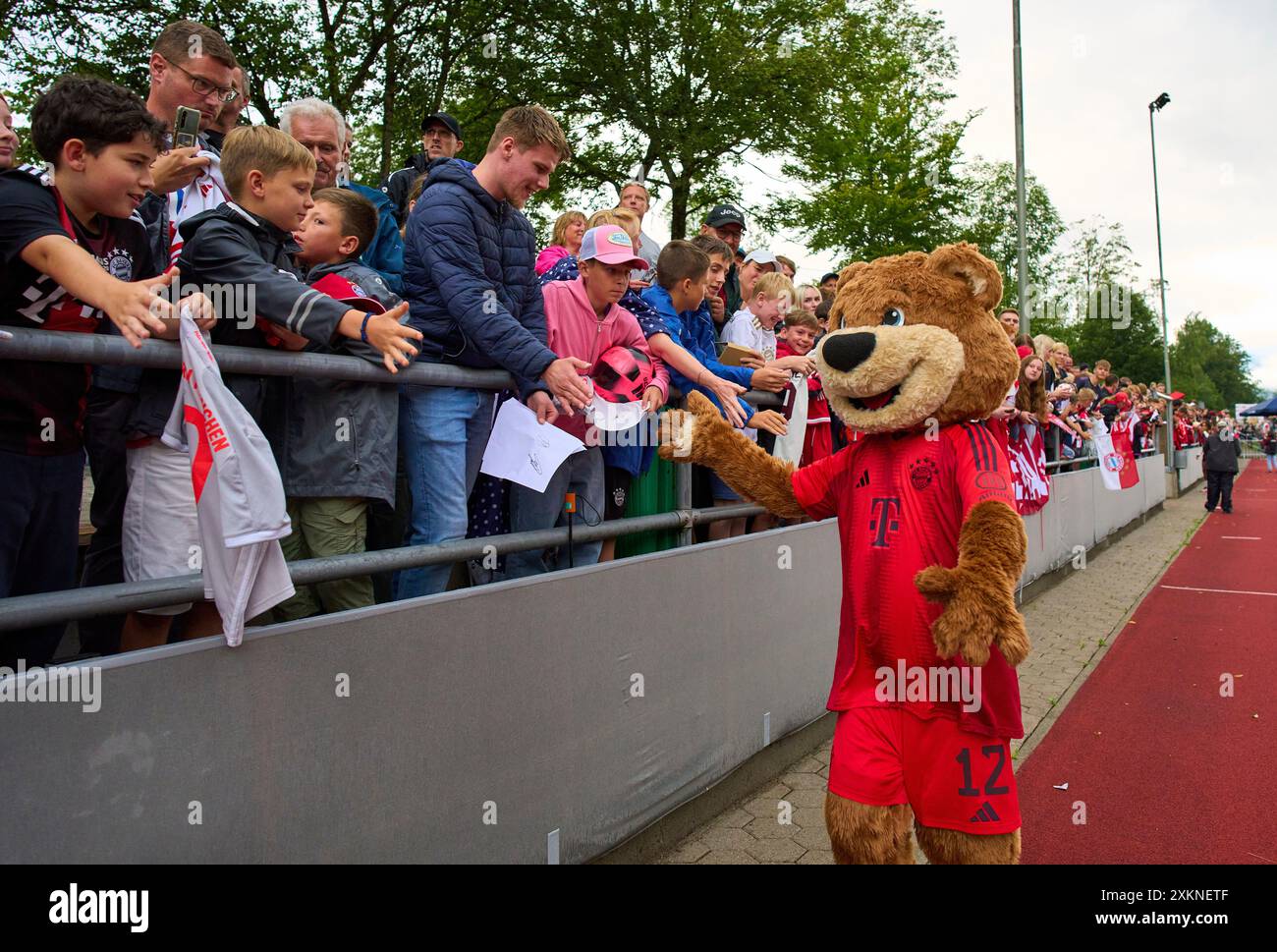 Maskottchen bernie hi-res stock photography and images - Alamy