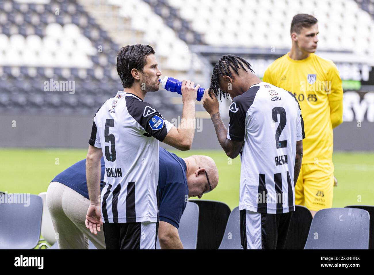 ALMELO, 23-07-2024, Asito stadion. Dutch Football, Eredivisie ...