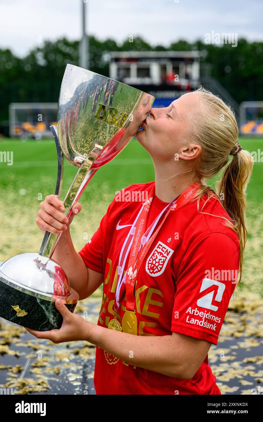 Broendby, Denmark. 15th, June 2024. Cecilie Larsen of FC Nordsjaelland ...