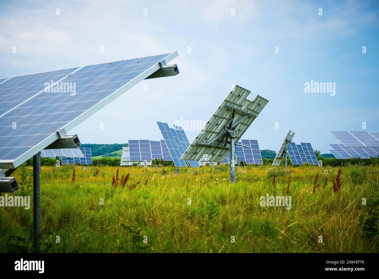Photovoltaik Anlage auf einem Feld, Bayern, Deutschland Editorial use ...