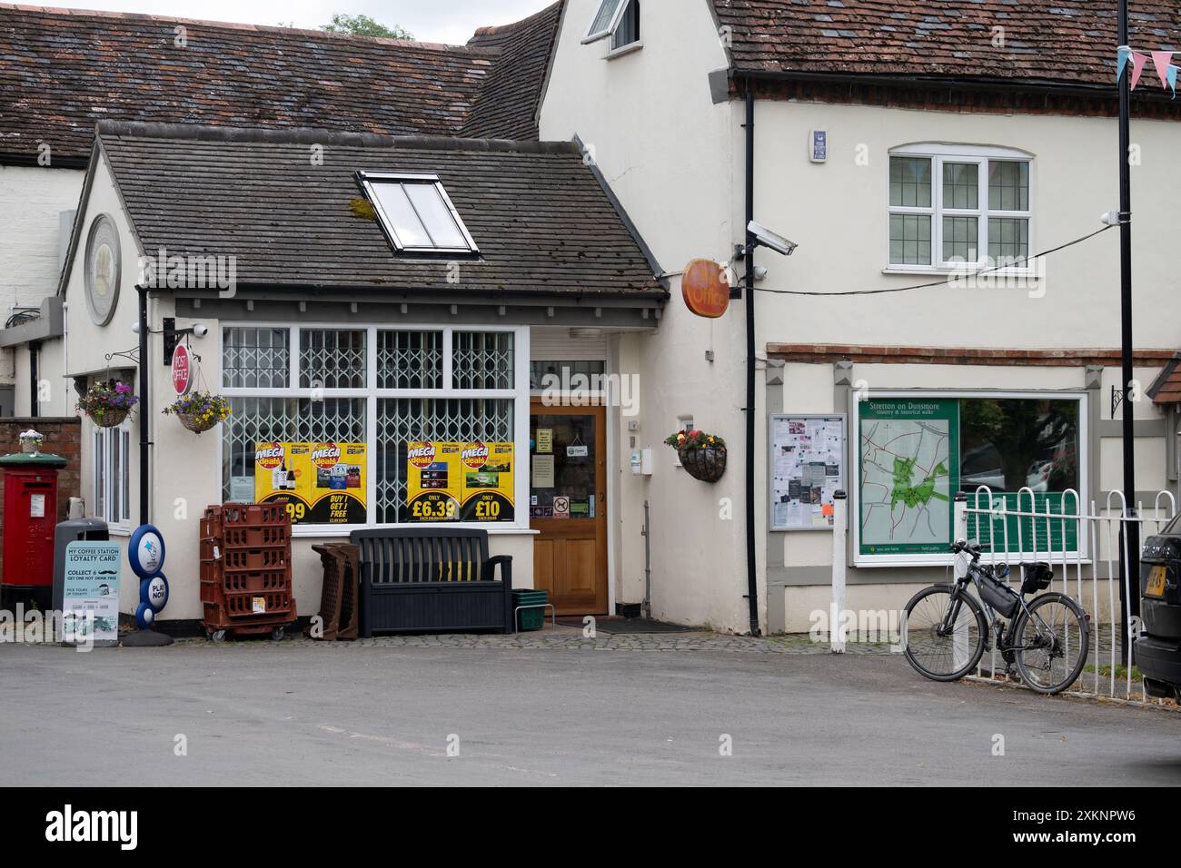 The village stores and post office, Stretton on Dunsmore, Warwickshire ...