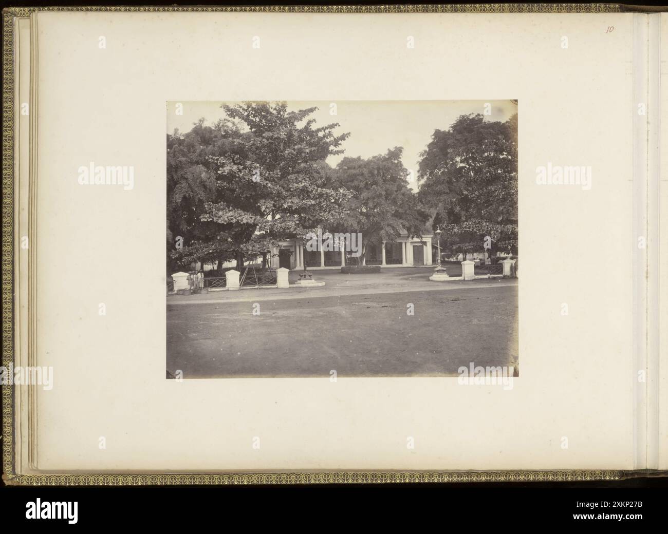 Traditional building jakarta hi-res stock photography and images - Alamy