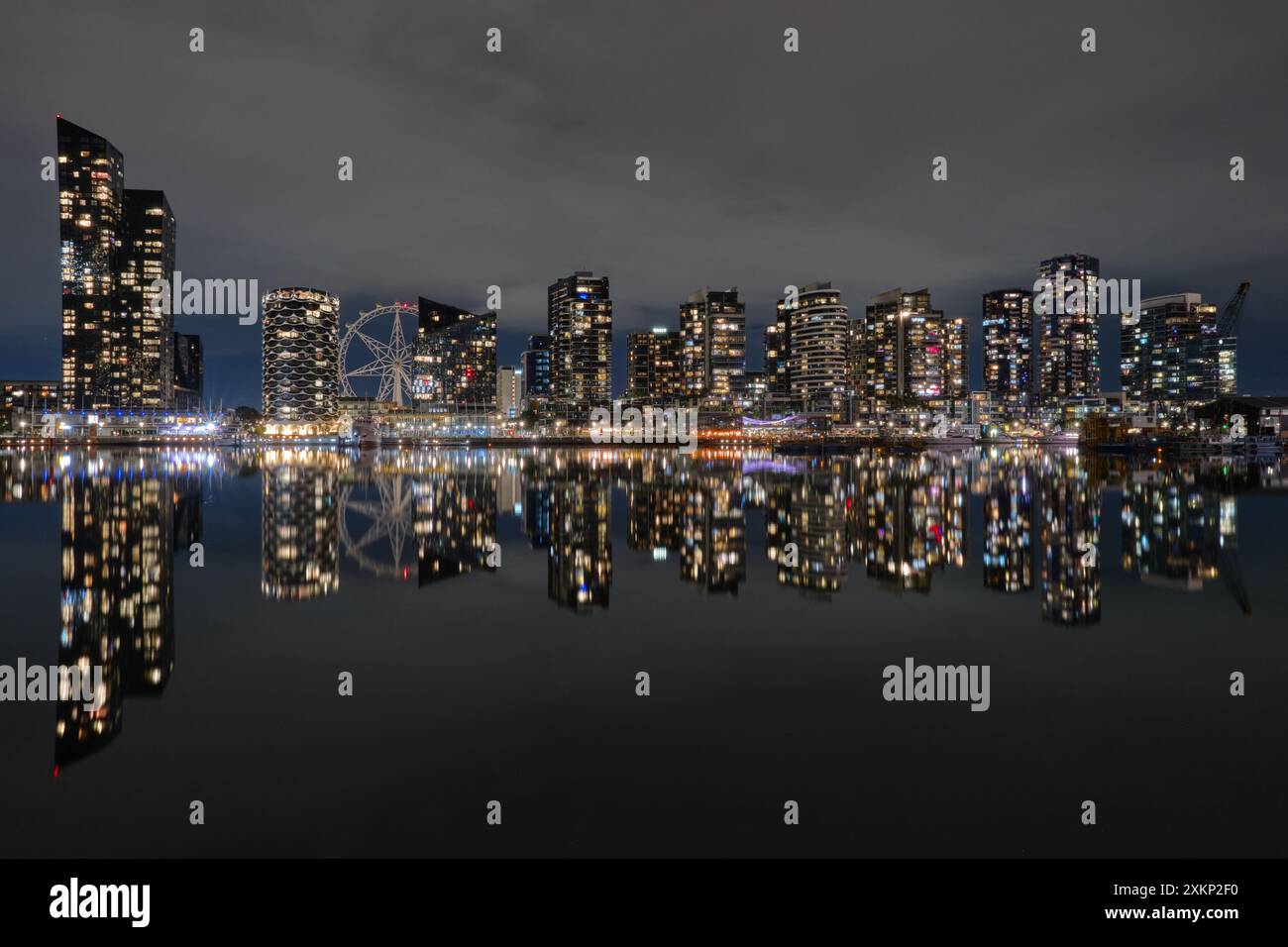 Newquay docklands hi-res stock photography and images - Alamy