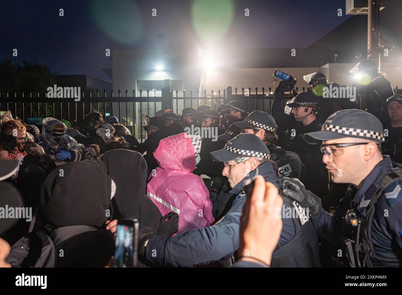 Police using physical force hi-res stock photography and images - Alamy