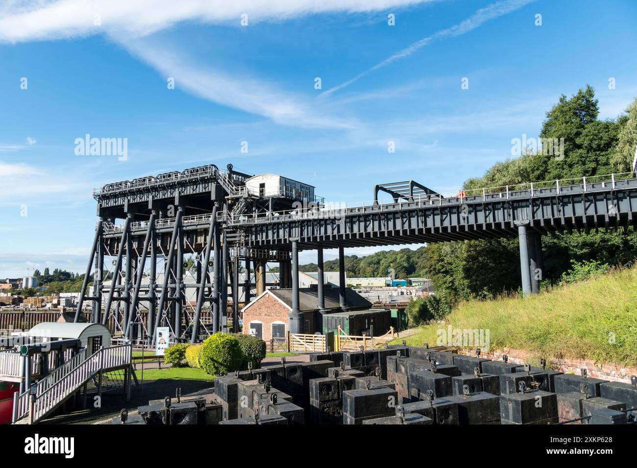 Anderton boat lift eastern elevation from middle level Northwich ...
