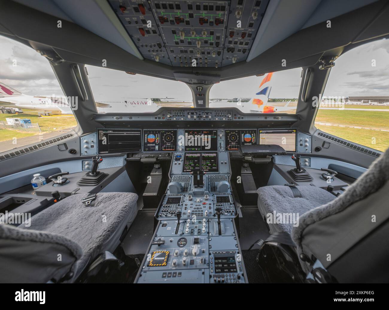 Interior a350 900 hi-res stock photography and images - Alamy