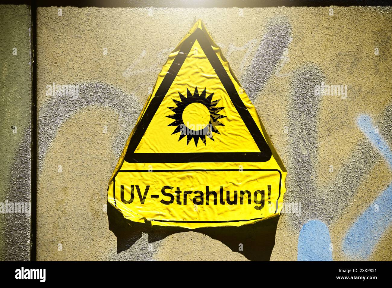 Uv sonnenstrahlung hi-res stock photography and images - Alamy