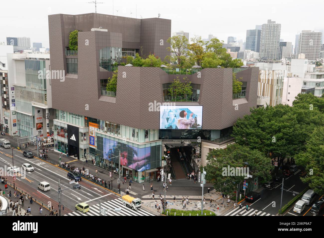 TOKYO PLAZA OMOTESANDO "OMOKADO" TOKYO Stock Photo - Alamy