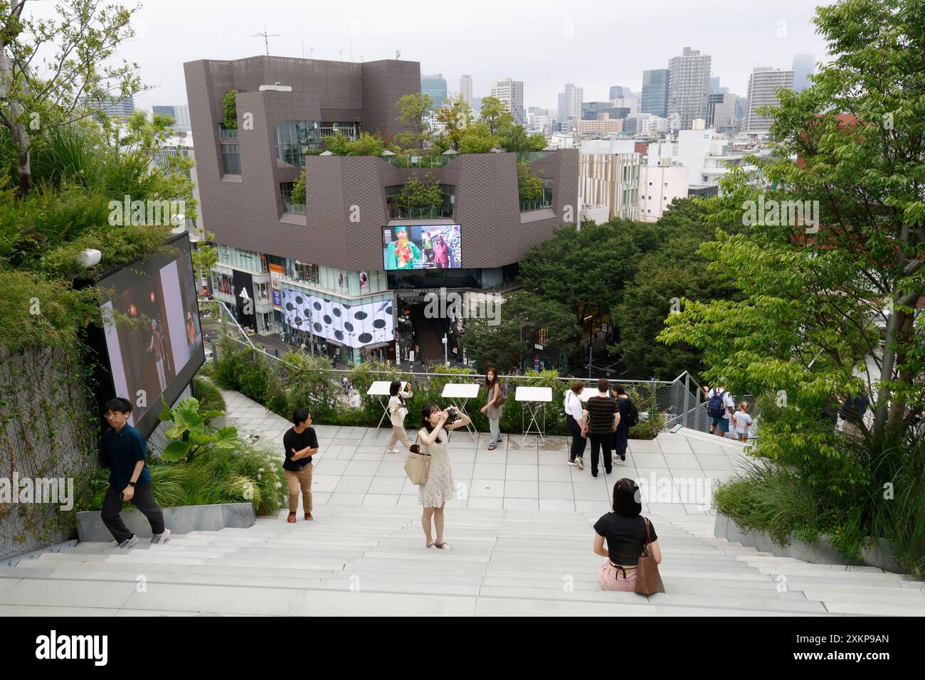 TOKYO PLAZA OMOTESANDO "OMOKADO" TOKYO Stock Photo - Alamy