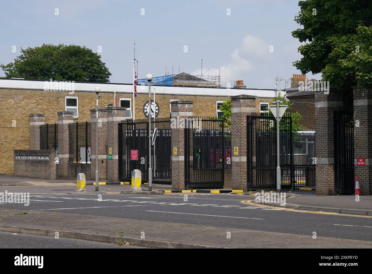 Old sally port hi-res stock photography and images - Alamy